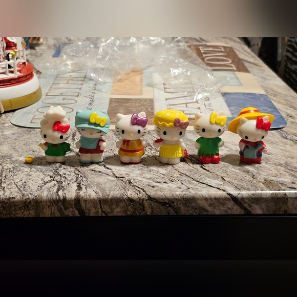 Toys | Hello Kitty Action Figures | Poshmark